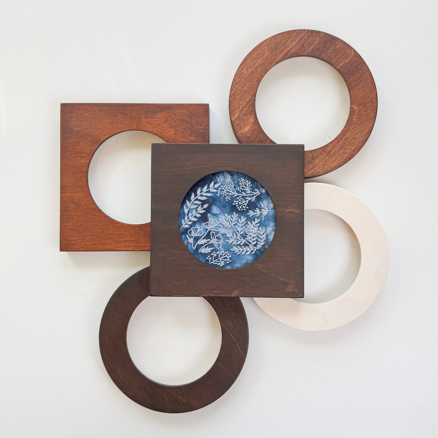 Cyanotype DIY Forage Embroidery Kit with Frame